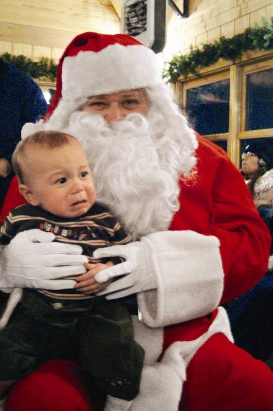 Pictures of Children Frightened By Santa Claus | Amusing Planet